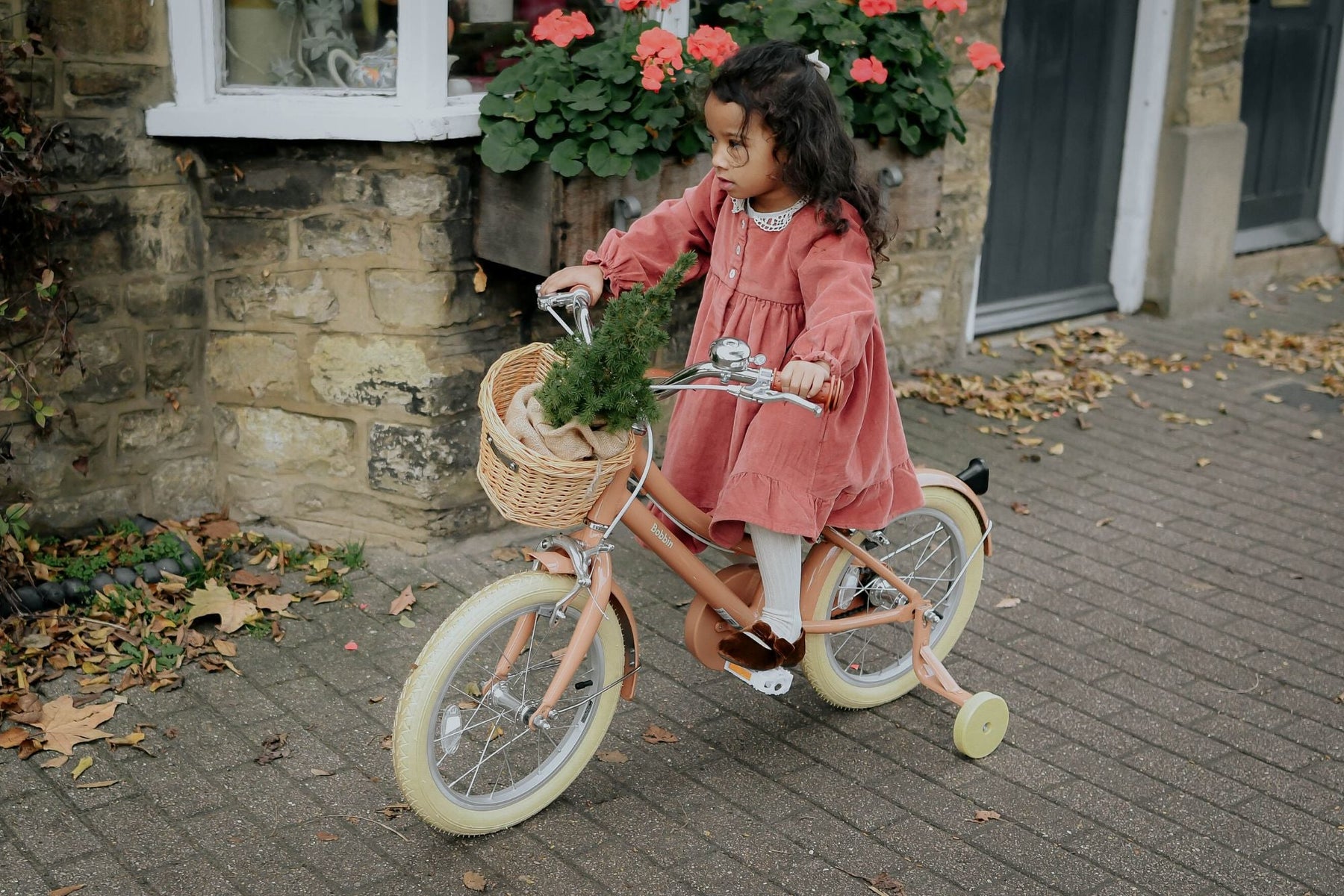 Brownie Junior 16" Wheel Kids Bike - Bobbin Bikes
