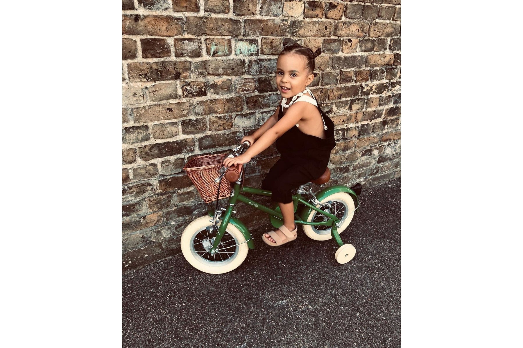 Moonbug Children's Bike for Ages 2-3 | 12" wheel | Bobbin