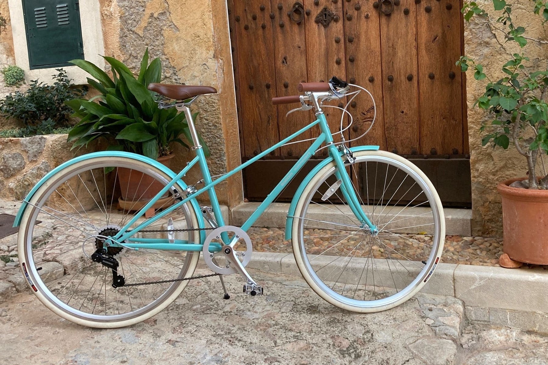 Bobbin Hummingbird Vintage Bike - Adult Bikes